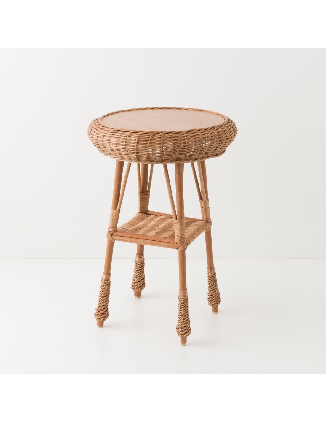 Laszlo round willow table 40 cm diameter