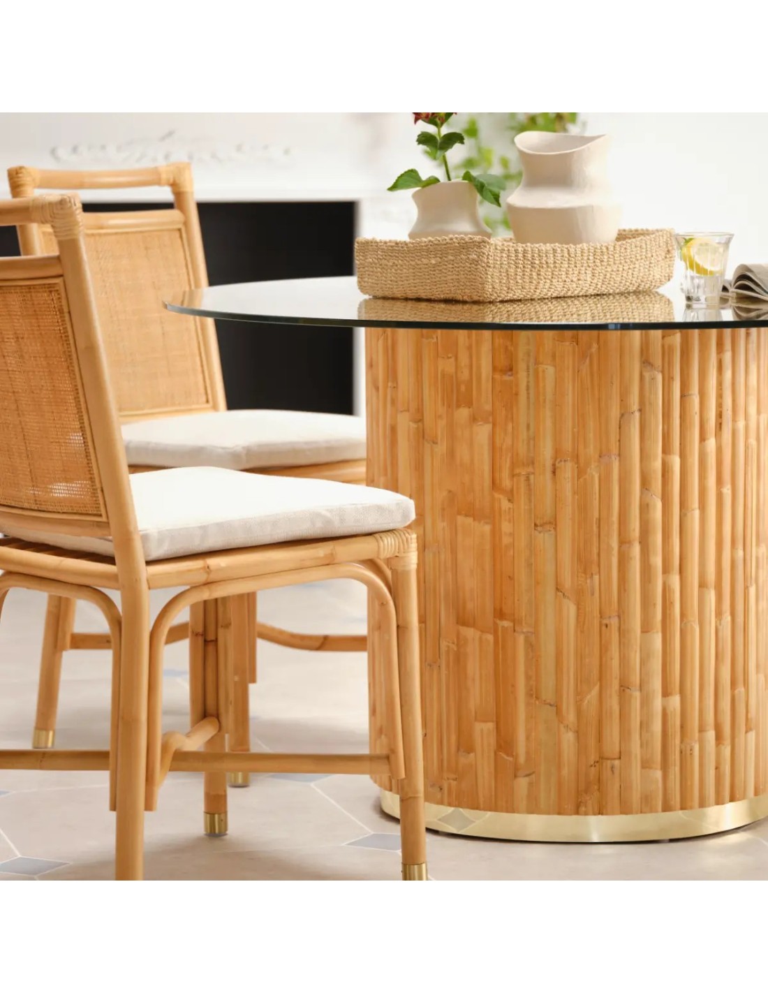 Riviera rattan round dining table diameter 135 cm